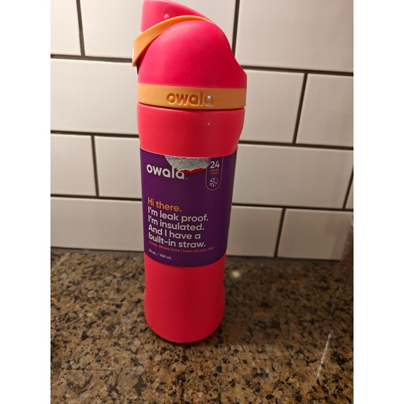 owala | Kitchen | Owala Freesip Ss Bottle 24oz Color Hyper Flamingo ...